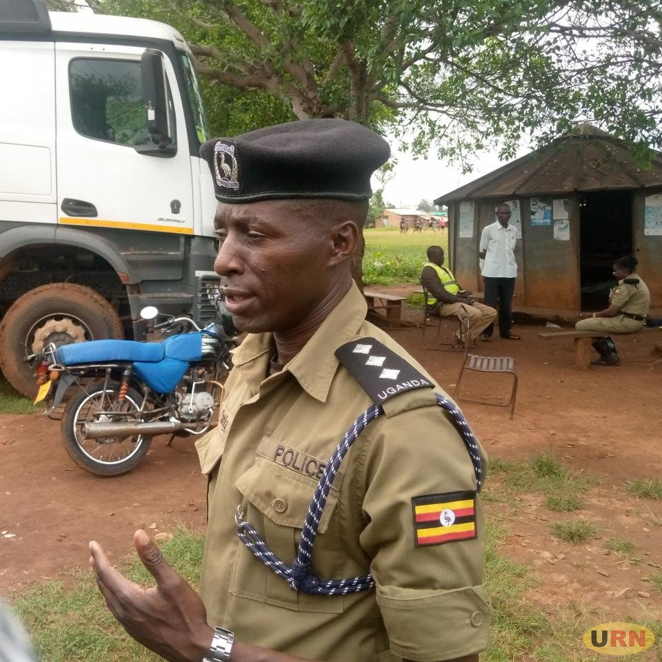 Unknown Thugs Chop Security Guard with Panga, Rob his Gun - Howwe.ug