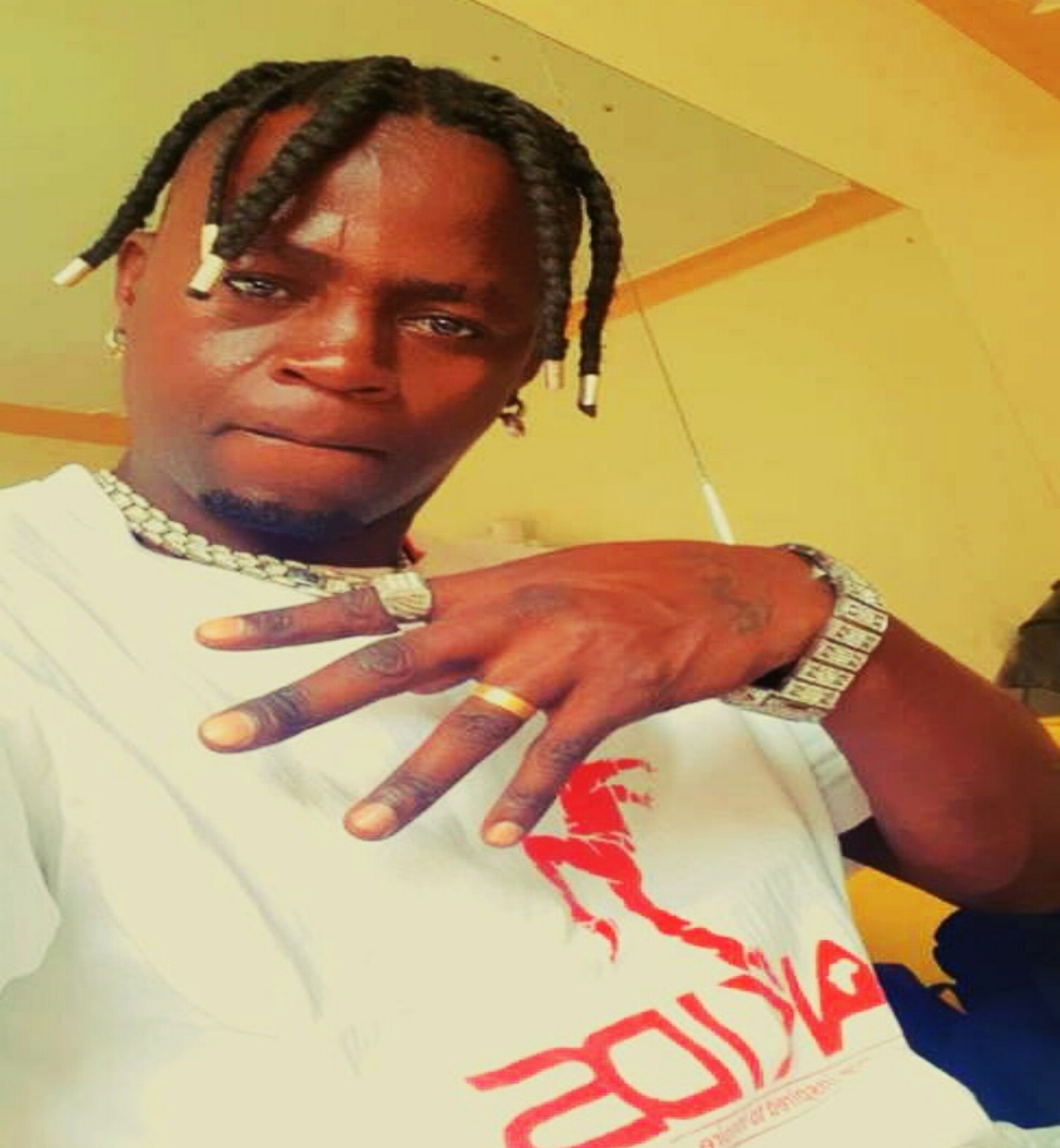 Faceyo ku tv yo Music, Songs, Videos, Mp3 Downloads and Biography ...