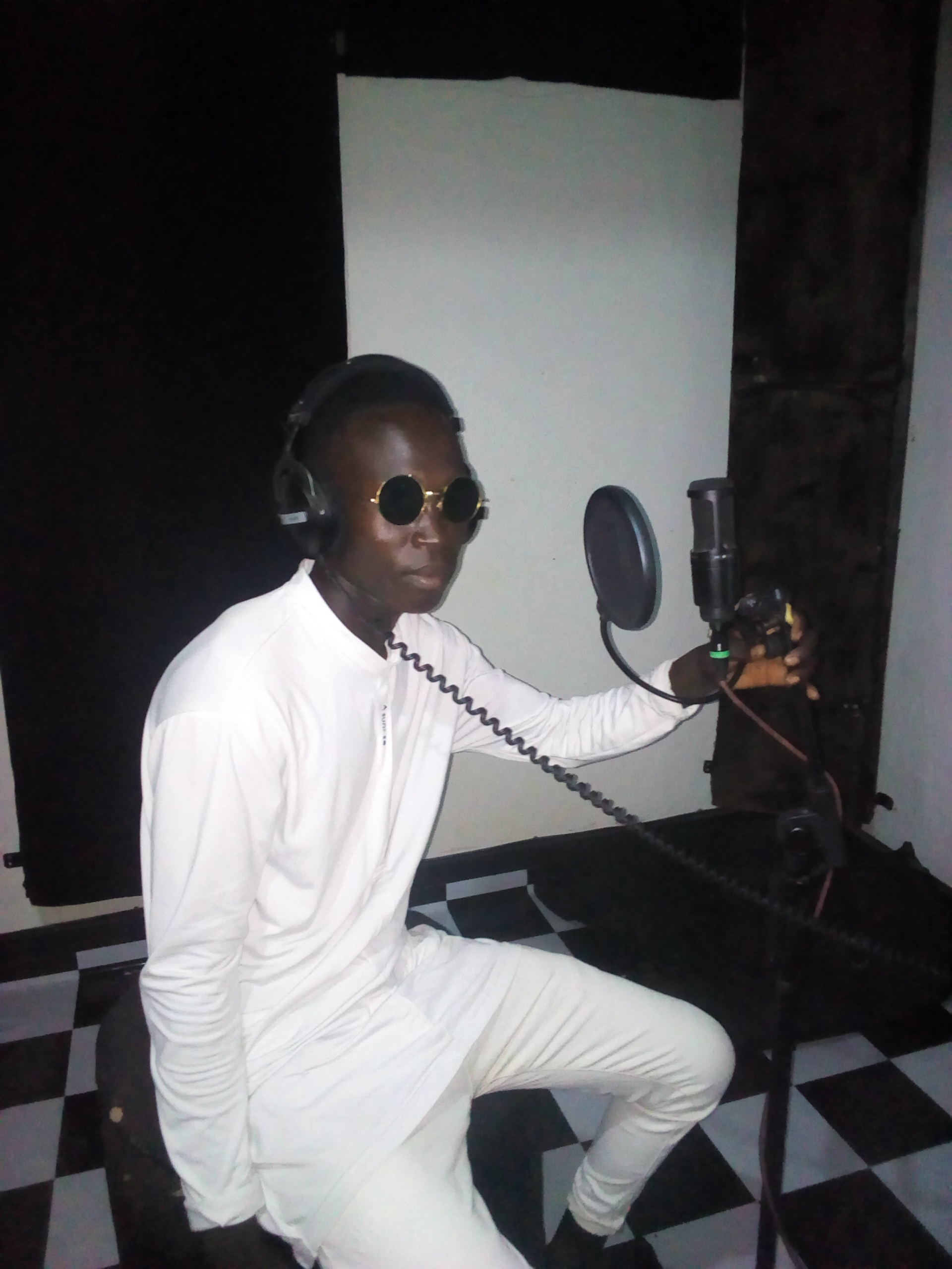 Magic Bwoy Music, Songs, Videos, Mp3 Downloads and Biography - Howwe.ug