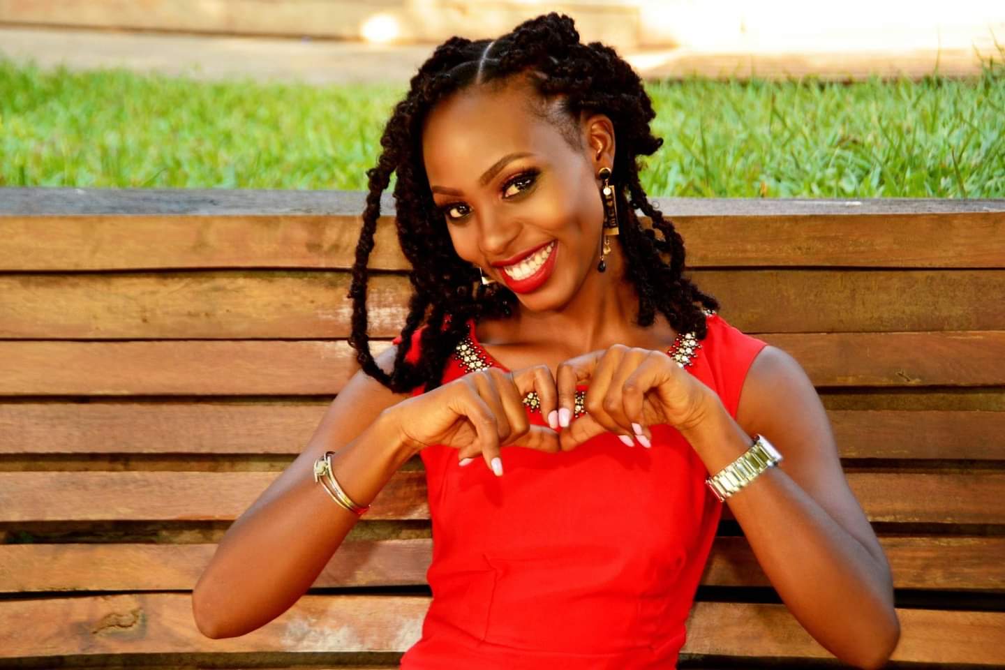 Doreen Gift Music, Songs, Videos, Mp3 Downloads and Biography - Howwe.ug