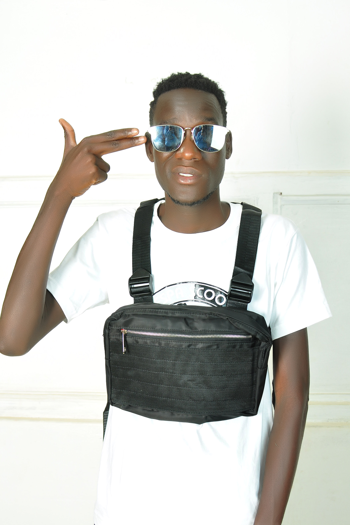 Evy Treyz Music, Songs, Videos, Mp3 Downloads and Biography - Howwe.ug