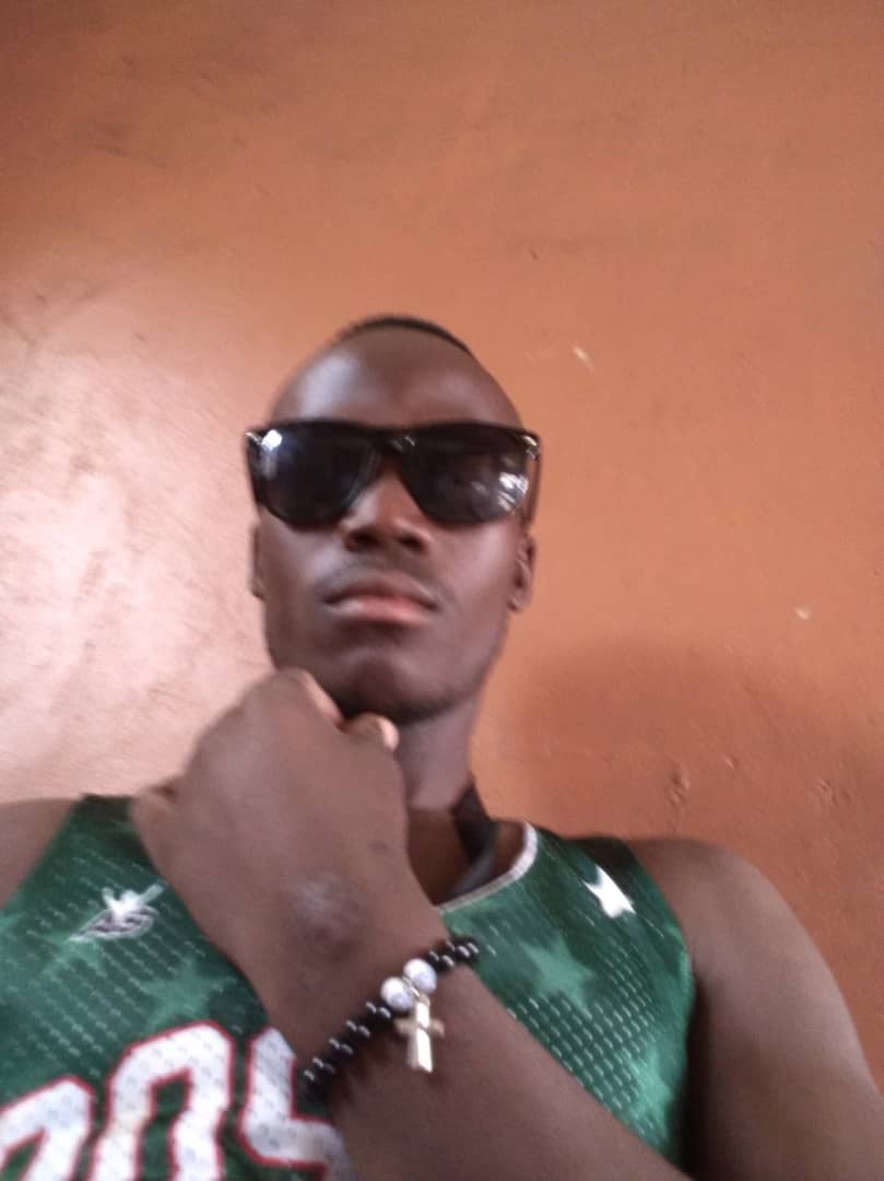 Mr Gecko Man Music, Songs, Videos, Mp3 Downloads and Biography - Howwe.ug